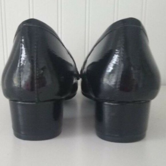 Kasper | Shoes | Career Shoes Chain Detailing Patent Leather New | Poshmark